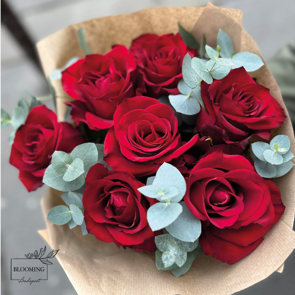 Szeretlek! csokor - Blooming Budapest virágküldés . Valentin napi